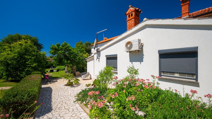 Villa Ivona By Villas Guide - Ližnjan