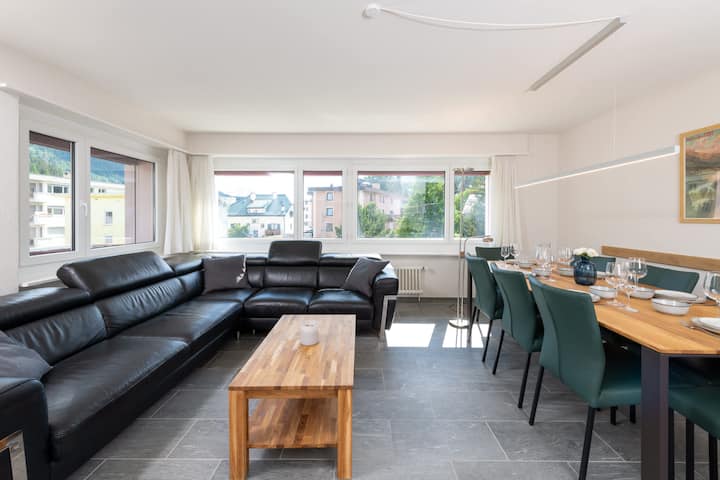 Luxury Mountain Nest – Ideal For Families & Groups - Sankt Moritz