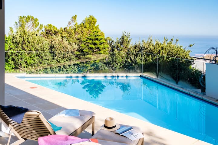Sea View Sanctuary At Shakawe Villa - Camps Bay