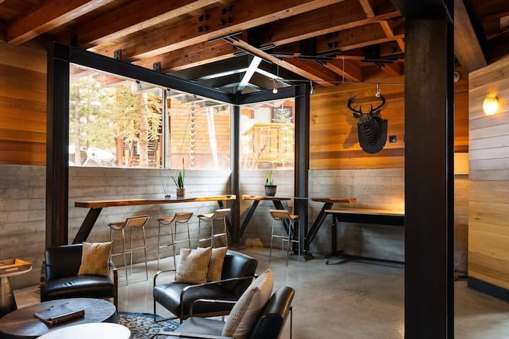 2 Scenic Rooms Ideal For Tahoe Outdoor Fun - Truckee, CA
