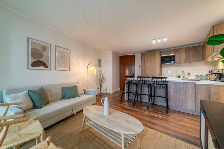 Luxurious 2br Retreat In The Heart Of Las Condes - Las Condes