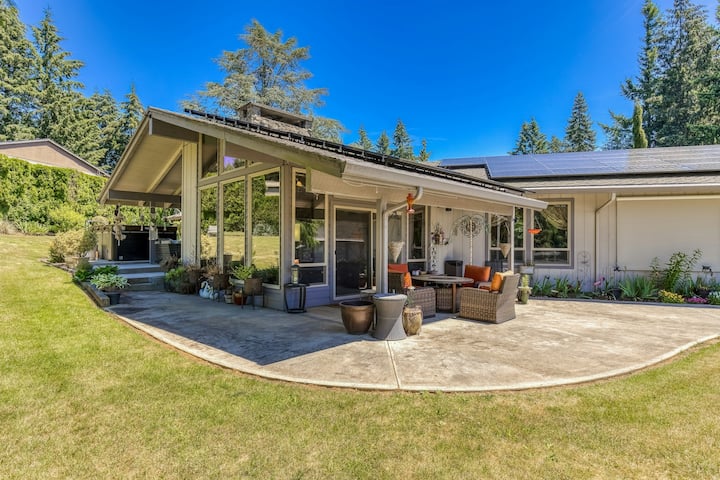 2br House With Hot Tub, Fire Pit, &  Game Room - Sandy, OR