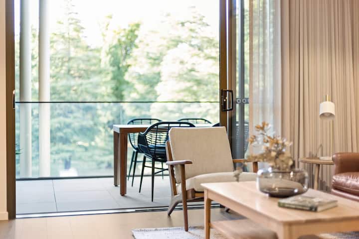 Luxe 2-bed Inner-city Abode With Alfresco Dining - Canberra