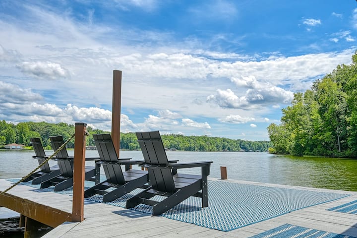 Stunning Lakefront House In Private Setting - Lake Anna, VA
