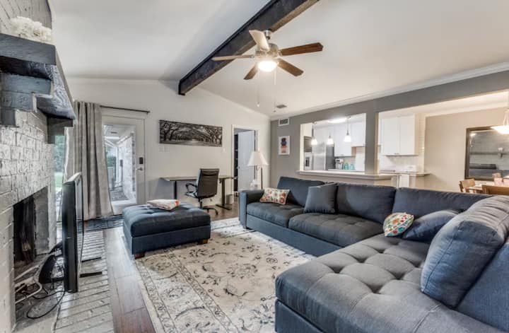 5 Bedroom Retreat In Downtown Okc  16f1 - Oklahoma City Zoo, Oklahoma City