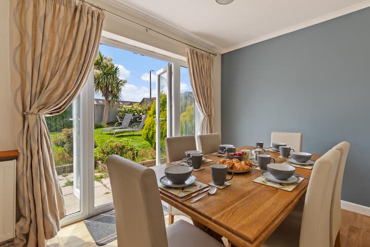 Sea Charm - Cosy Bungalow, Near Beach And Village - Saundersfoot