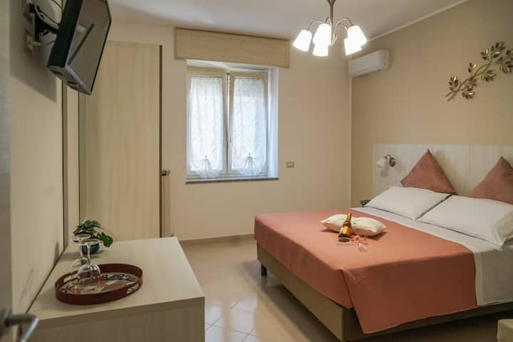 Nonna Carmela Holiday House - Camera Matrimoniale - 阿特拉尼