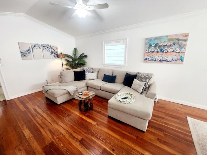 Cottage Jewel -Pet Friendly- Downtown - St. Augustine, FL