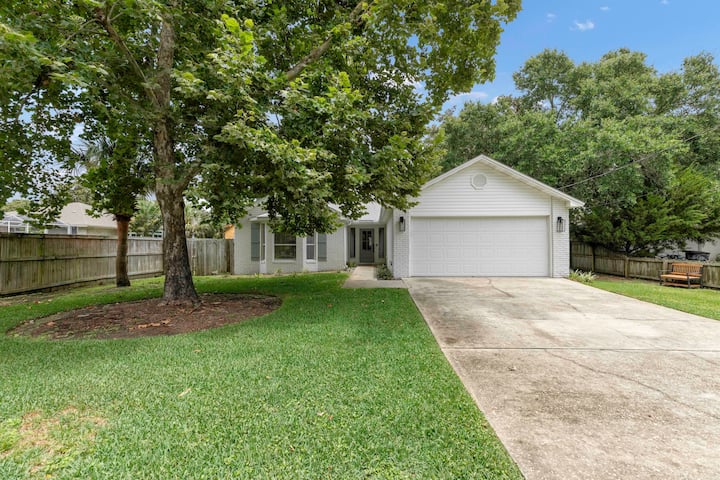 Boat House | Boat Ramp, Grill, 1mile To Beach! - Fort Walton Beach, FL