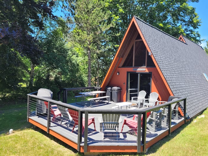 New!  The Koal-mine-inn - Great Location & A/c! - Frankfort, MI