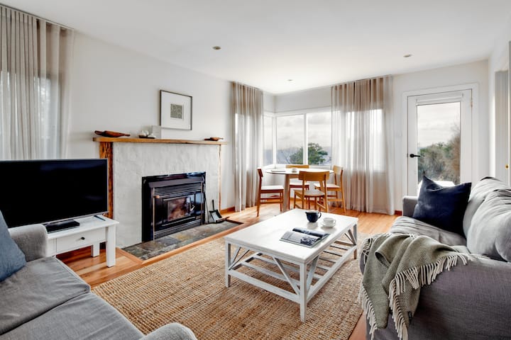 Seaview Weatherboard Secluded Cottage Swansea - Swansea