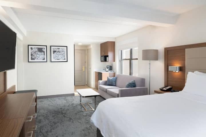 Fuss-free Stay L Tour. Breakfast. Central Location - Cambridge, MA