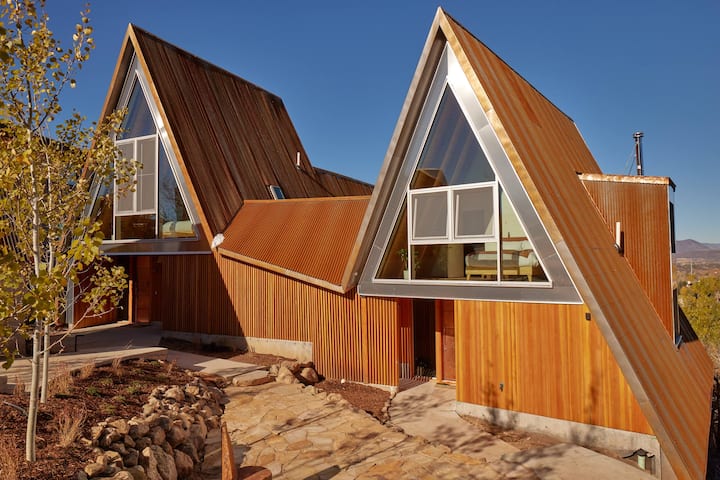 Alpine House 1+2 - Nordic Sauna - 7 Bedrooms - Steamboat Springs, CO