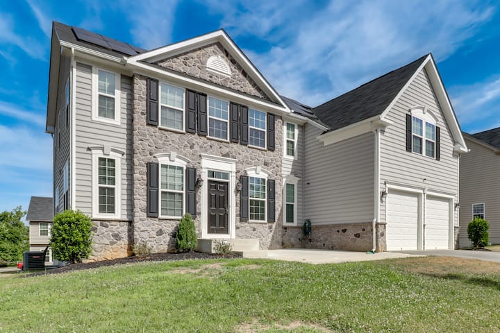 Spacious Accokeek Home Near Mgm, Alexandria & Dc! - Clinton, MD