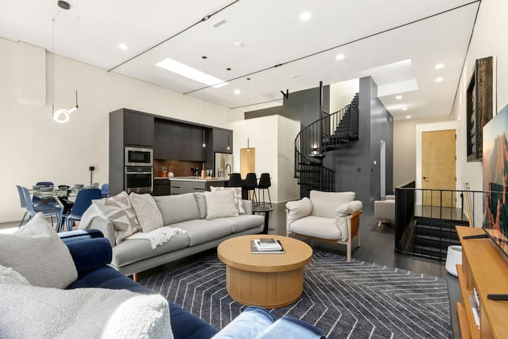 New! Modern Scandinavian Loft In Old Town Square - Fort Collins, CO