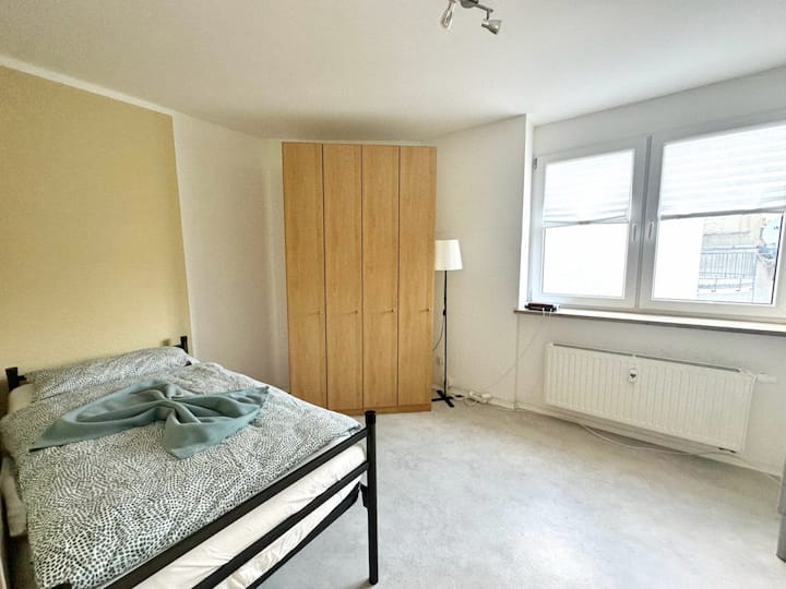 Kr01 2-zimmer Apartment In Krefeld - Krefeld