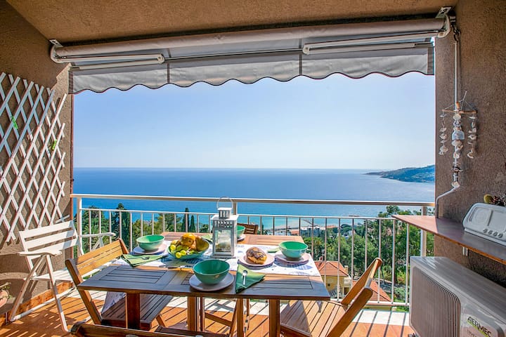 La Porta Sul Mare Total Sea View - Happy Rentals - Ospedaletti