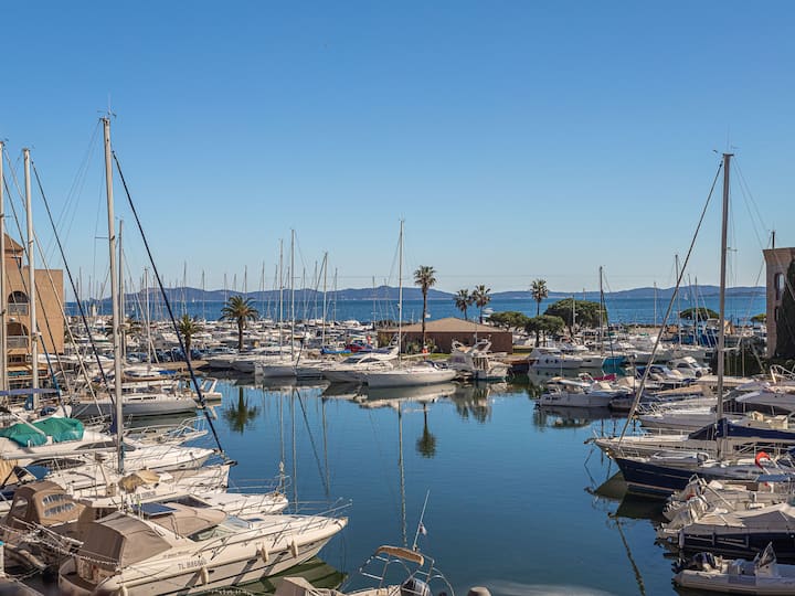 Port De La Gavine I By Interhome - Plage Notre Dame