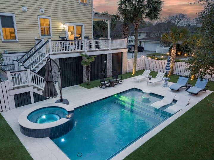Pool, Elevator, Ocean Views, Steps From Ocean! - Mount Pleasant, SC