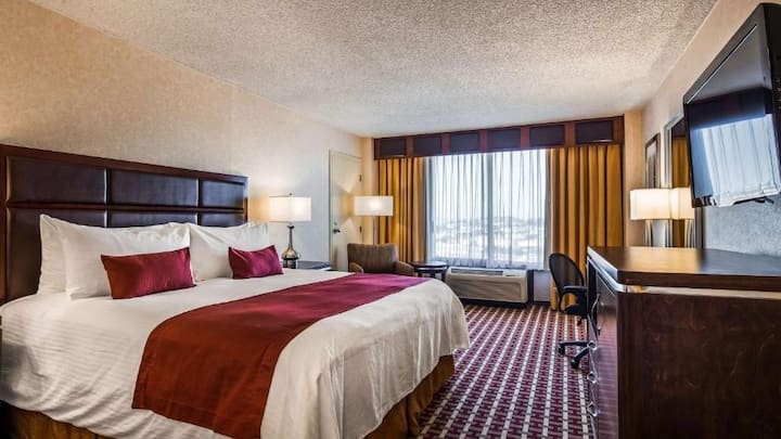 King Room Near Mcdonalds San - South San Francisco, CA