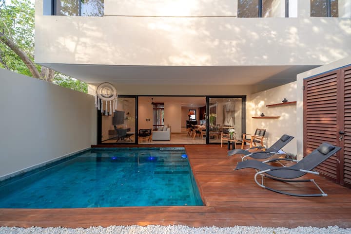 Luxurious Jungle Escape: Villa W/ Rooftop Jacuzzi - Playa del Carmen