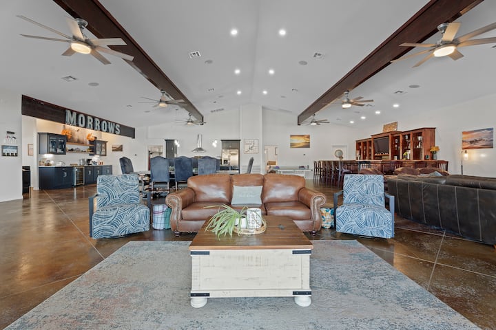 Near Disney: 'T'morrow's Grand Getaway' W/ Dock! - Disney, OK