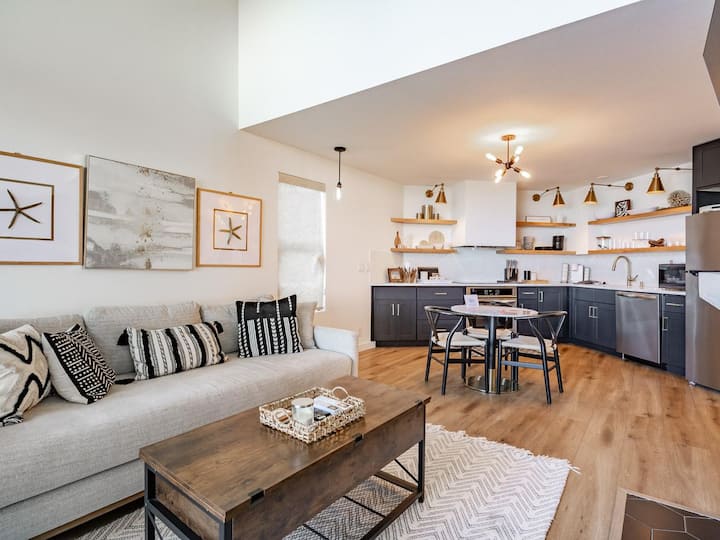 Jacobs Landing 116 View 2 Bedroom Condo - Birch Bay, WA