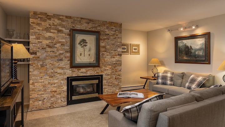 Vantage Point 206 - 2 Bedroom Gold - Vail, CO