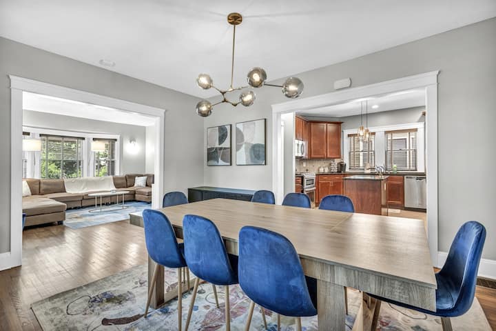 Luxury 4 Br Near Cleveland Clinic, Uh & Cwru! - Cleveland, OH