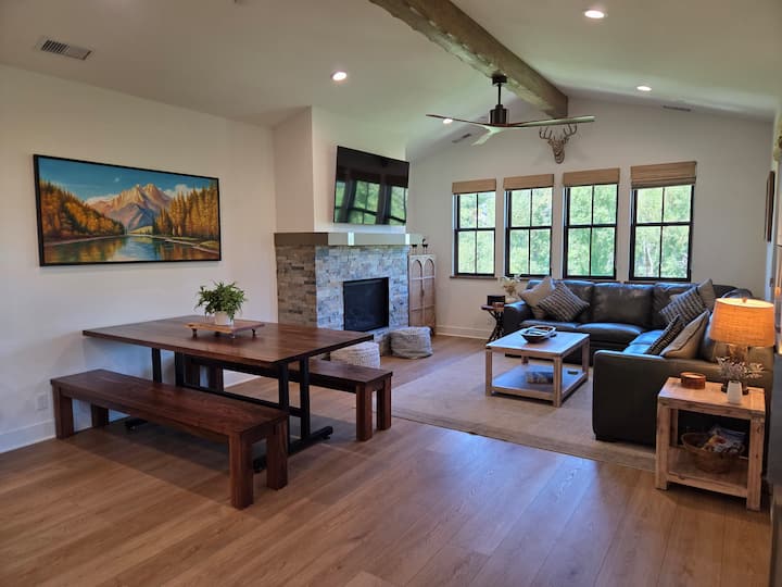 Snowcreek Resort Vacation Rentals 1601 - Mammoth Lakes, CA