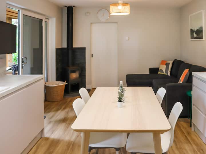 Menai Lodge - Uk47604 - Caernarfon