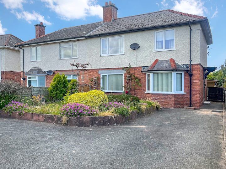 Mum's Place - Hay-on-Wye