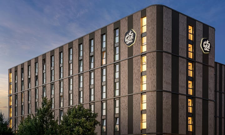 Well-placed In The Trendy Ktv District - Rostock