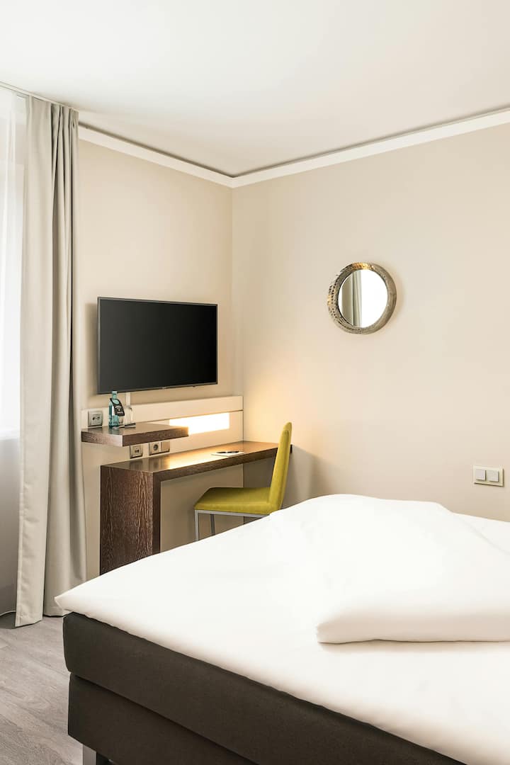 Stylish Lobby & Convenient Location - 하노버