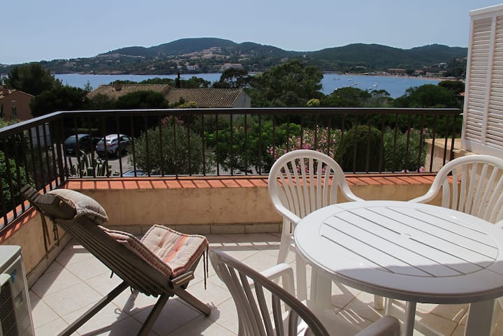 Magnifique 2 Pièces Vue Mer Et Piscine - Agay