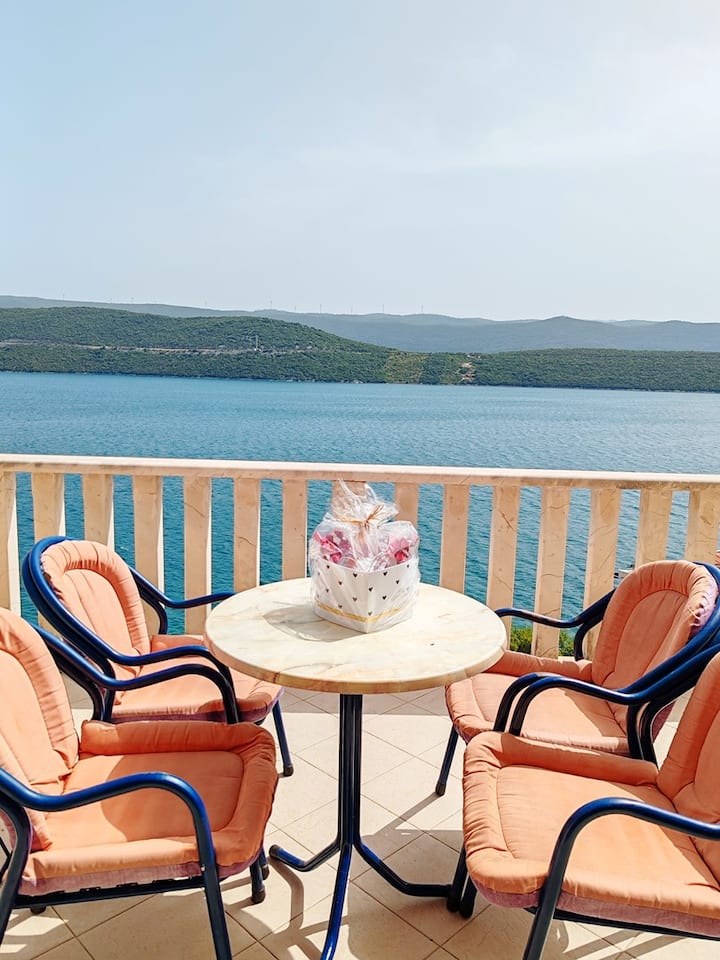Villa ŽUta - 14 Apartment With Sea View - Duba