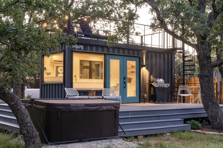 Modern Container Home, Hill Country, Pool, Wine! - Fredericksburg, TX