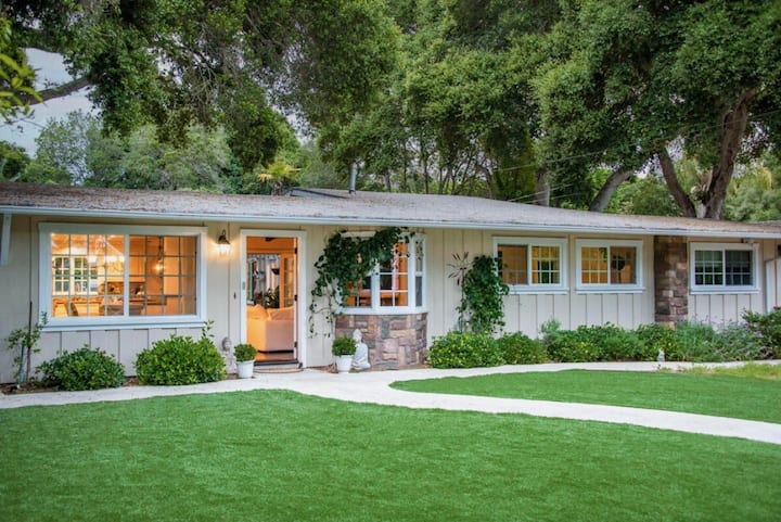 Charming Ranch Plus Guest Cottage! - Montecito, CA