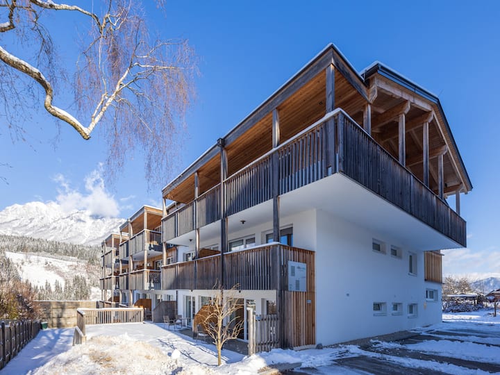Beautiful Apartment With Sauna And Terrace - Schladming