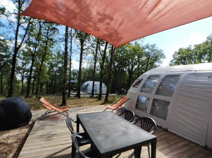 Camping 3 éToiles - Piscine - Efchbd - Saint-Cirq-Lapopie