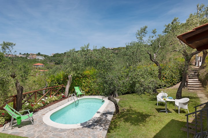Villa Saretta: Amalfi Views, Pool & Concierge By F - Sorrento