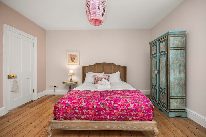 Comfort And Style In The Heart Of The City - Brighton