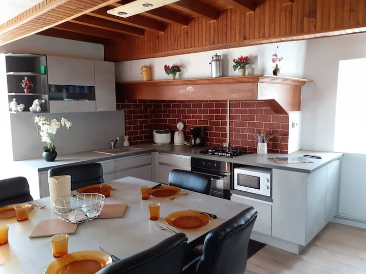 111 Val D'azun - Gite 6 Voyageurs - Lac de Suyen