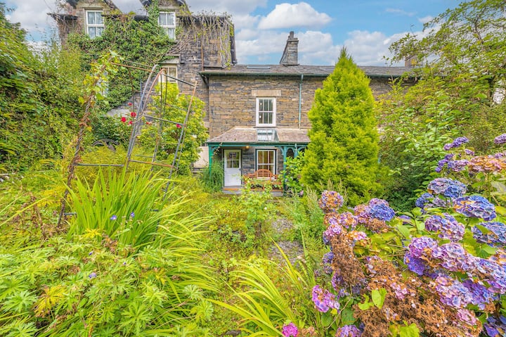 3 Dixon Ground, Coniston - Coniston