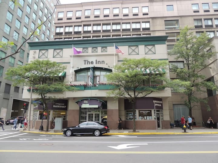 Stay In The Heart Of Medical Boston - Parking - 布魯克萊恩