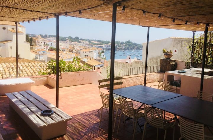 102.22 Bonica Casa De Poble Amb Espectaculars Vist - Cadaqués