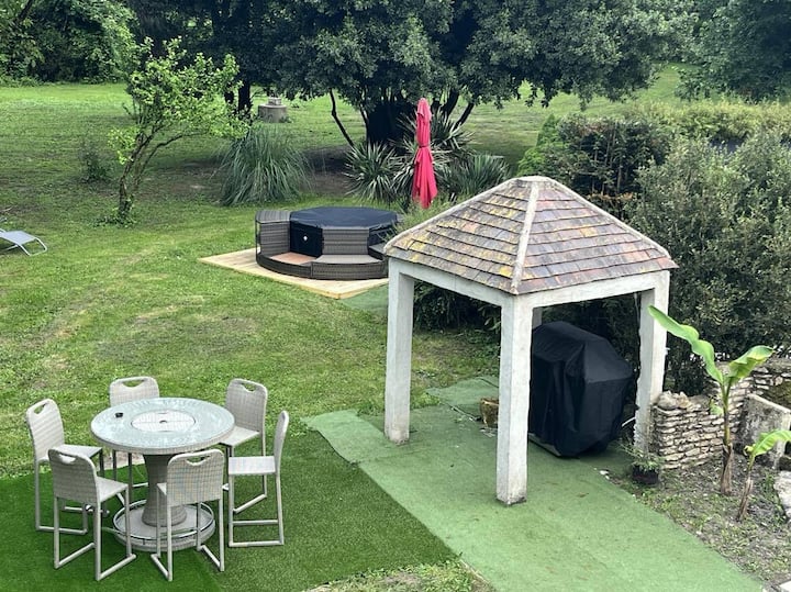 Gîte Maison Pour Petits Groupes Ou En Famille - Amboise