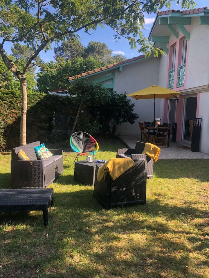 Maison Mitoyenne En Duplex Avec Jardin Proche Lac - Sanguinet