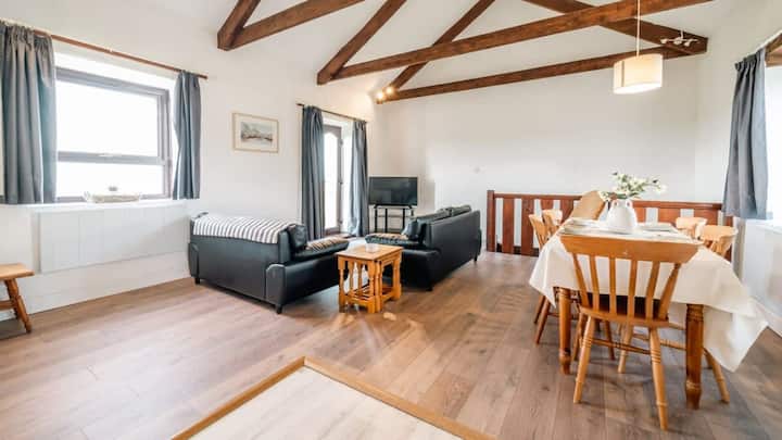 Fabulous 2 Bedroom Coastal Cottage Nr Bude - Widemouth Bay