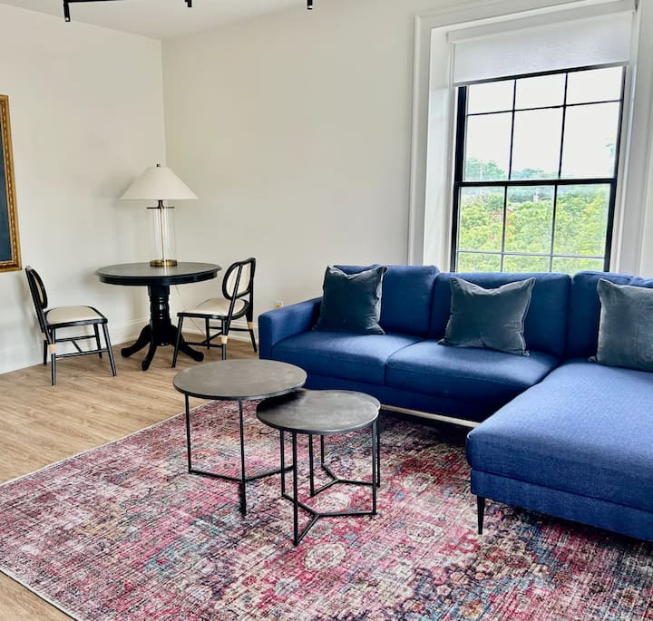 Modern Suite On The River - Port Hope